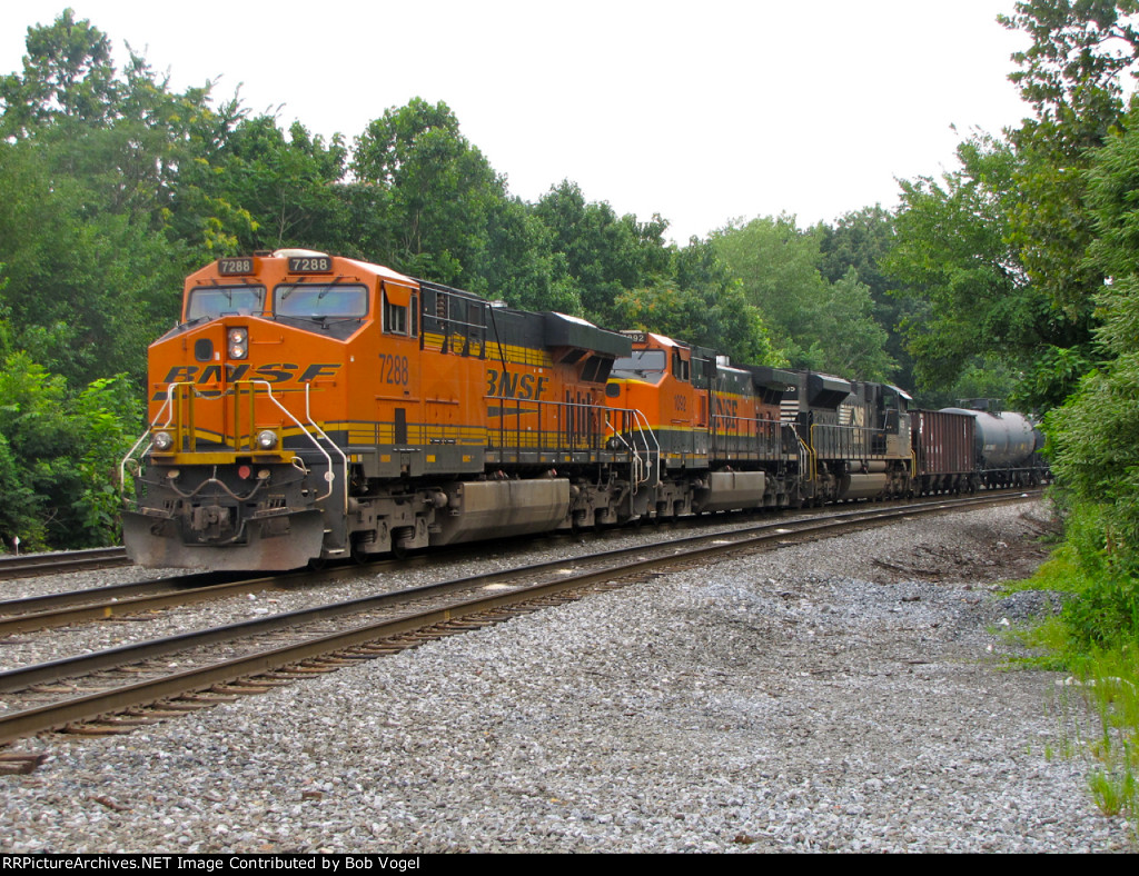 BNSF 7288 and1092